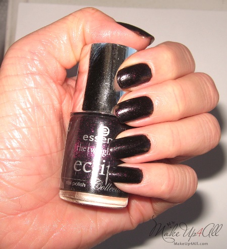 Nails of the Day: Essence Undead Nail Polish – MakeUp4All